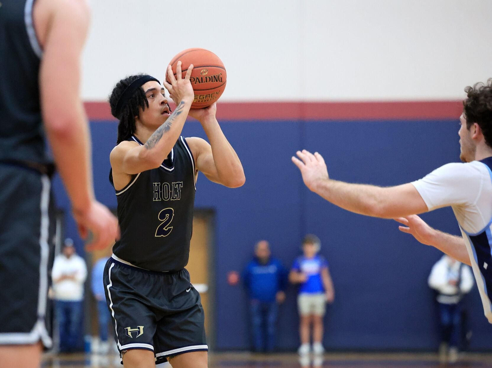 St. Dominic explodes early on way to downing Holt for crown of own ...