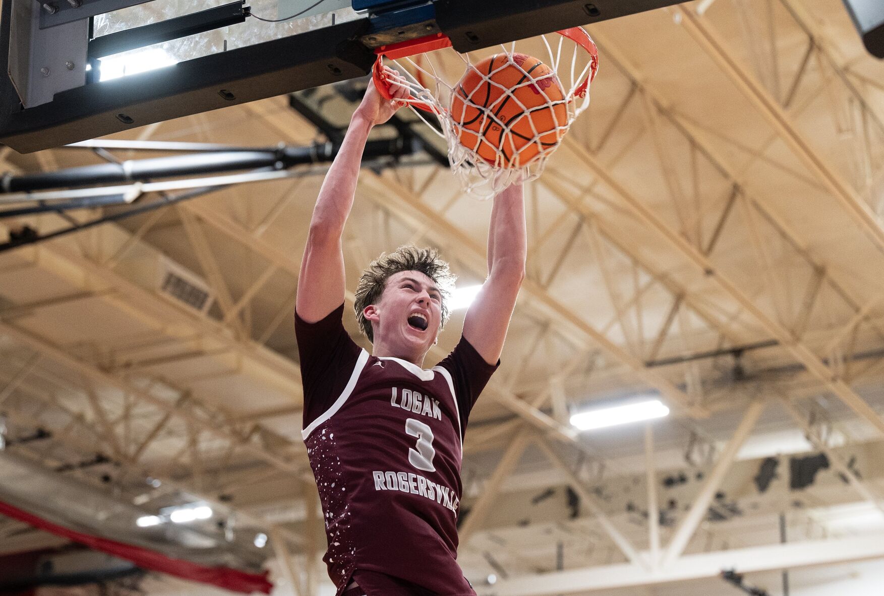 Highland Shootout: Chaminade 62, Logan-Rogersville 57