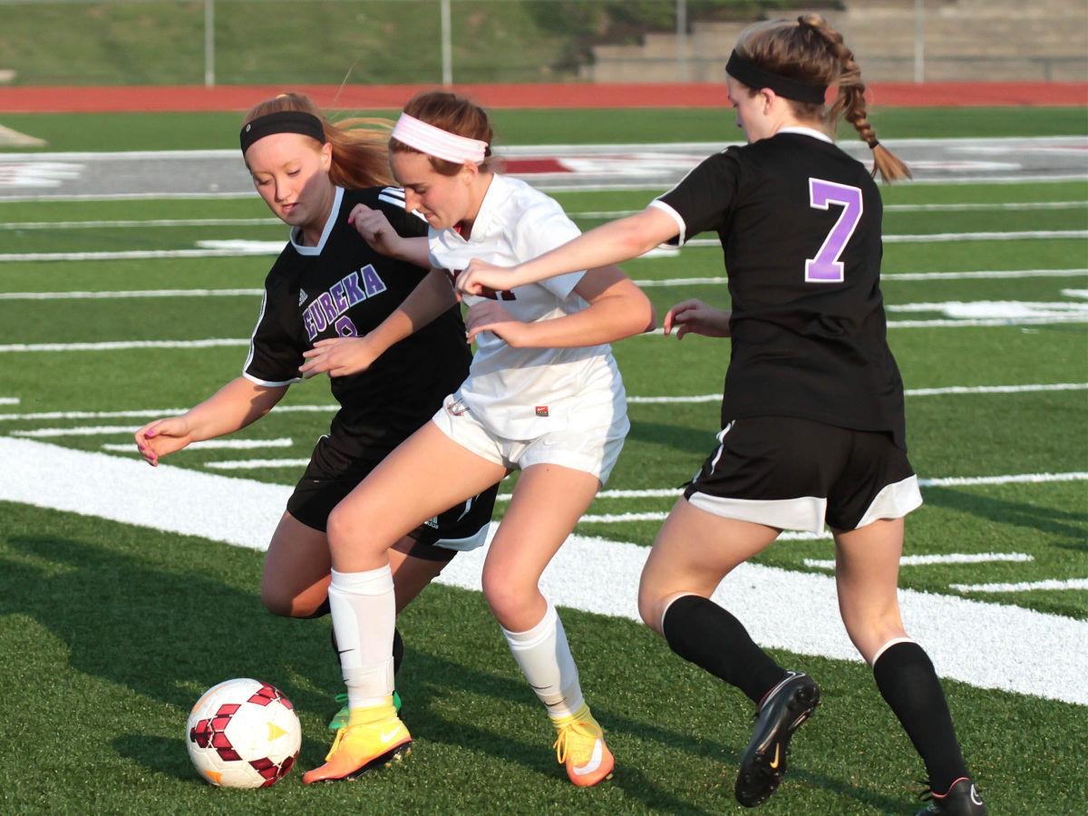 Hollenbeck's spark off bench helps Eureka blank Summit | Girls Soccer ...