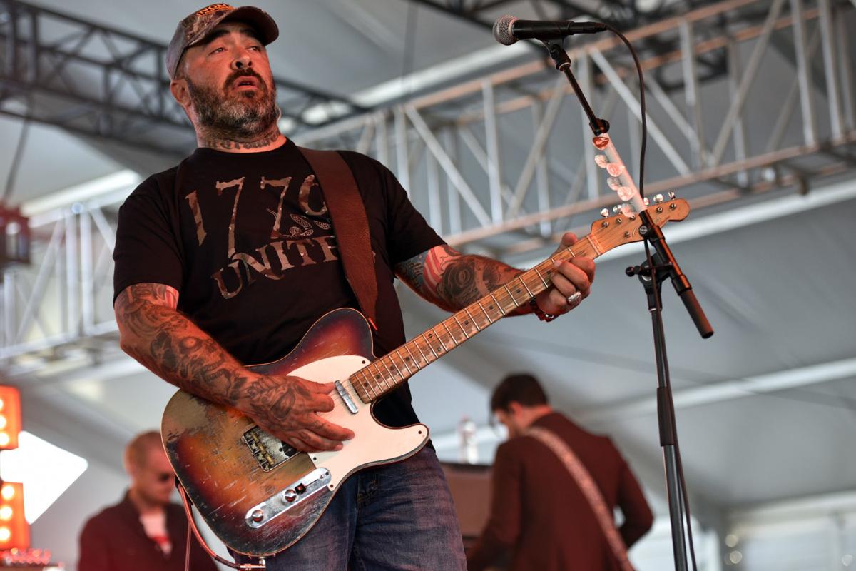 Aaron Lewis heading to the Pageant | The Blender | stltoday.com