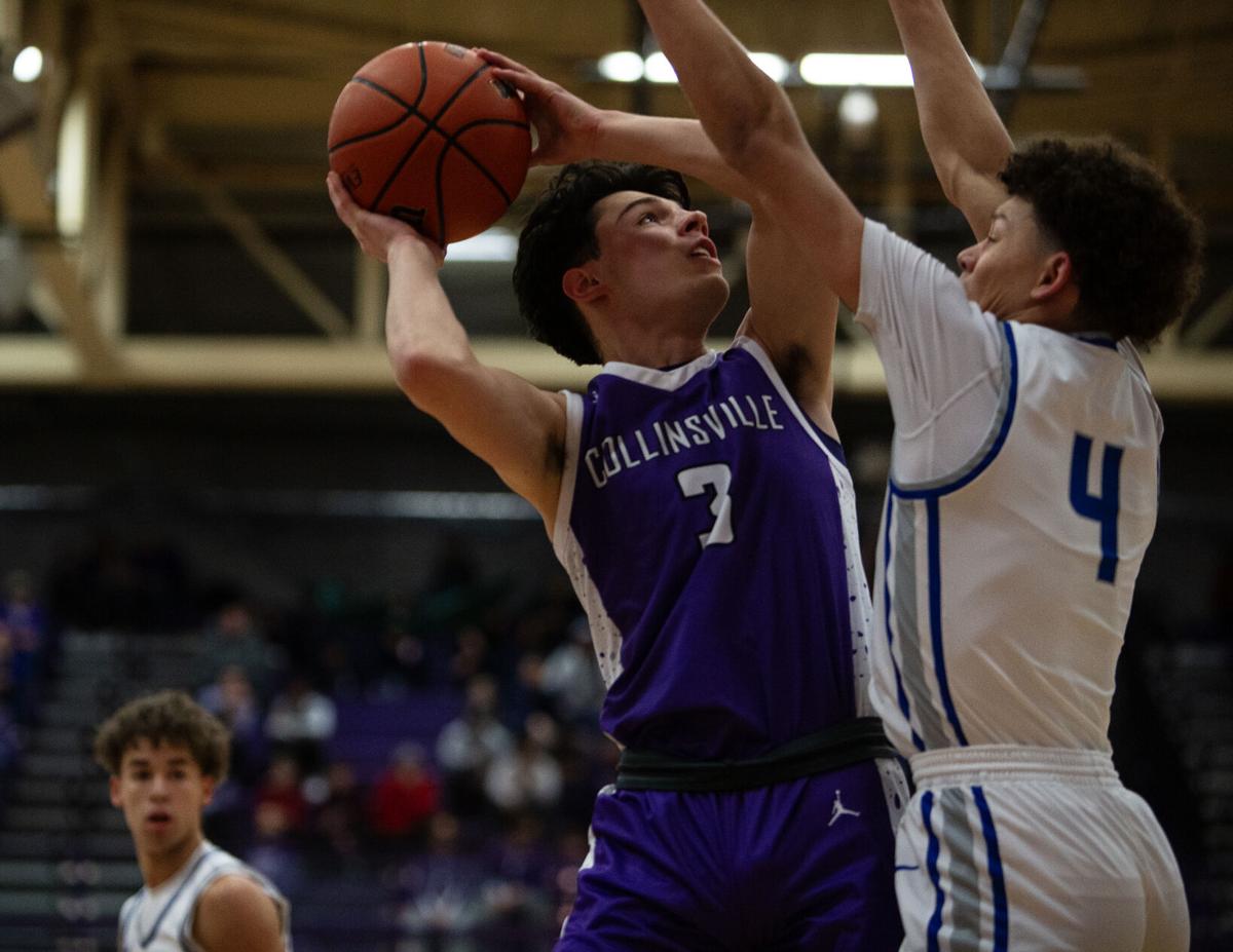 Zach Chambers helps Collinsville top Quincy to win first Holiday ...