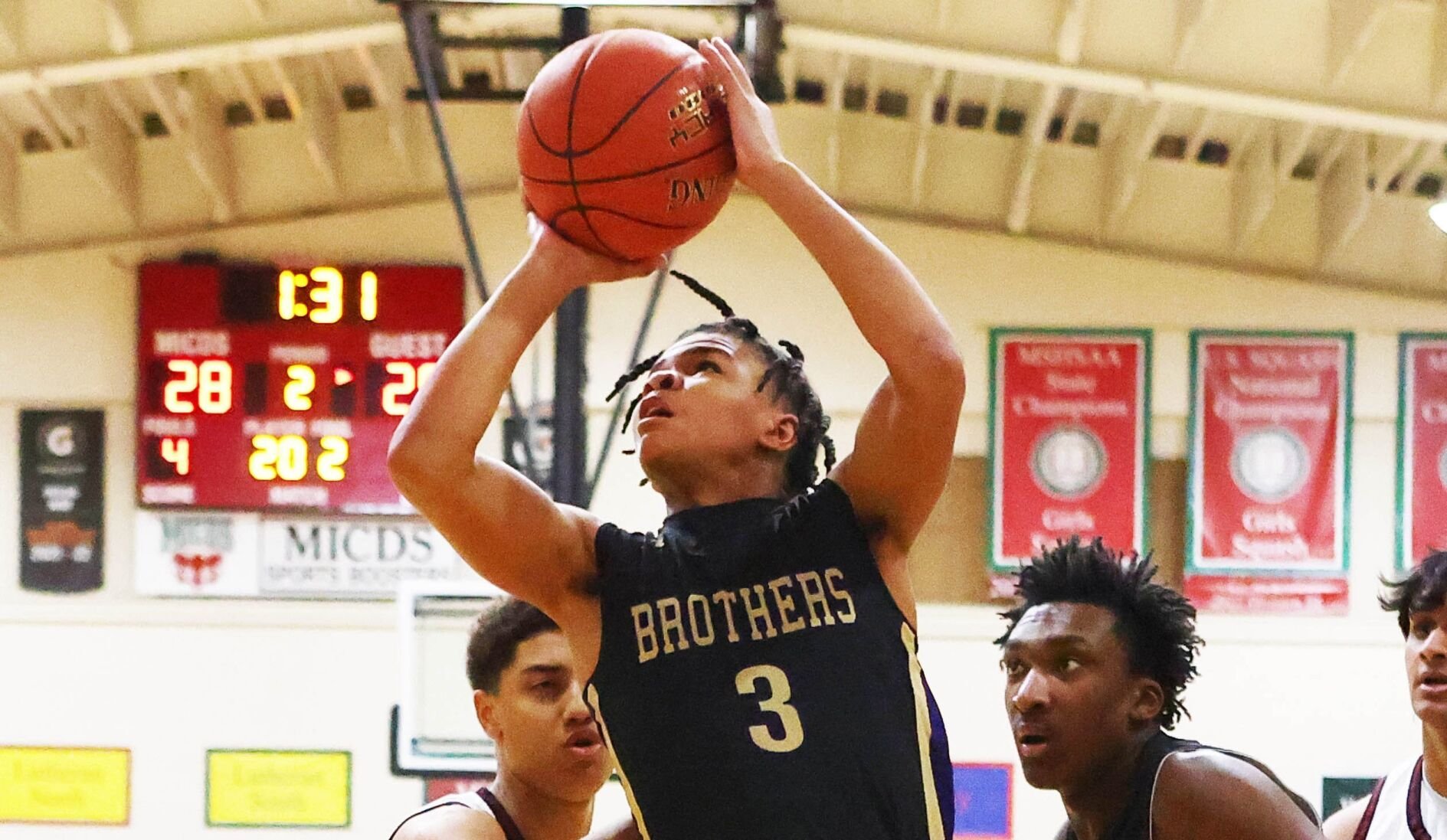 Brandon Clemens' hot hand lifts MICDS over CBC for 1st holiday tourney ...