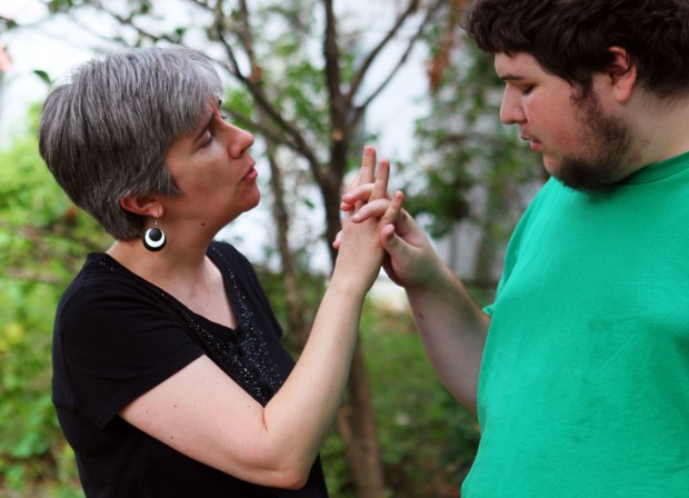 Jent's 'Falling' receives warm welcome off-Broadway