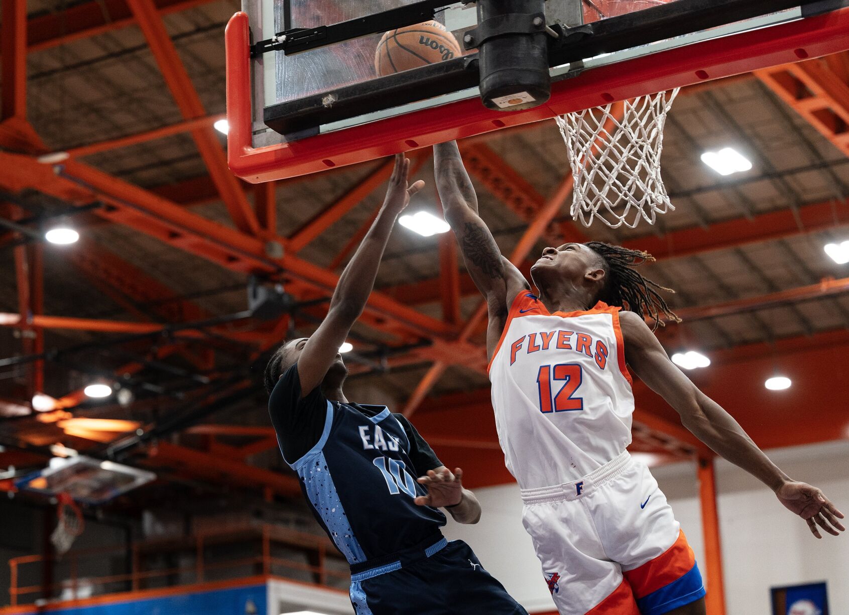 Terri'yon Webster catches fire as East St. Louis races past Belleville ...