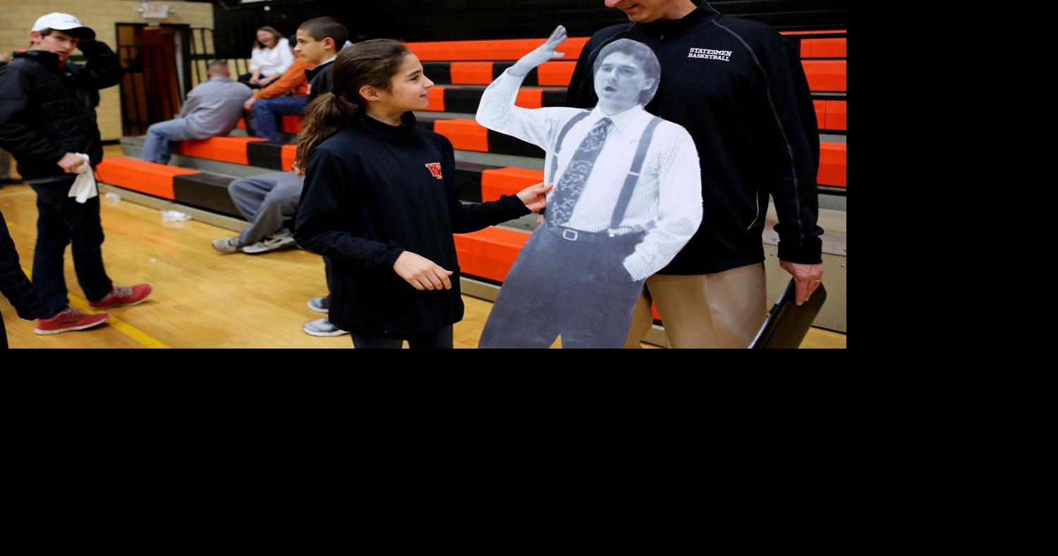 Webster Groves delivers Clark his 100th win in one-game return