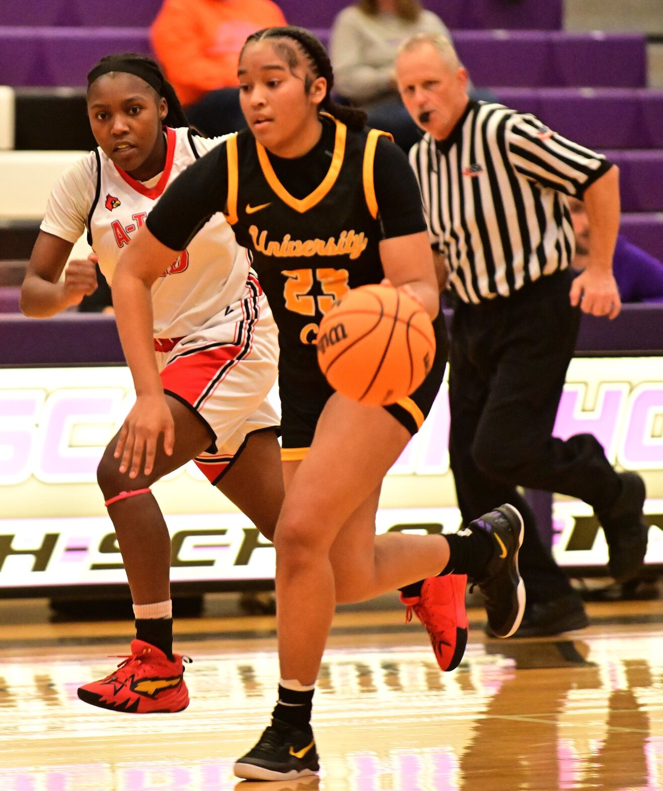 Alton dismisses rebuilding status to reach Mascoutah tournament semifinals