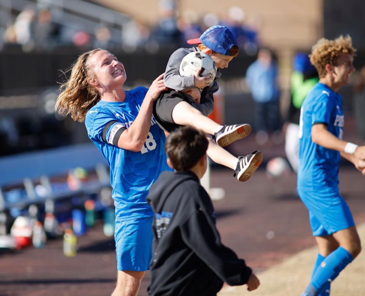 Class 1 boys soccer quarterfinal: Duchesne 1, Tolton 0 (OT)