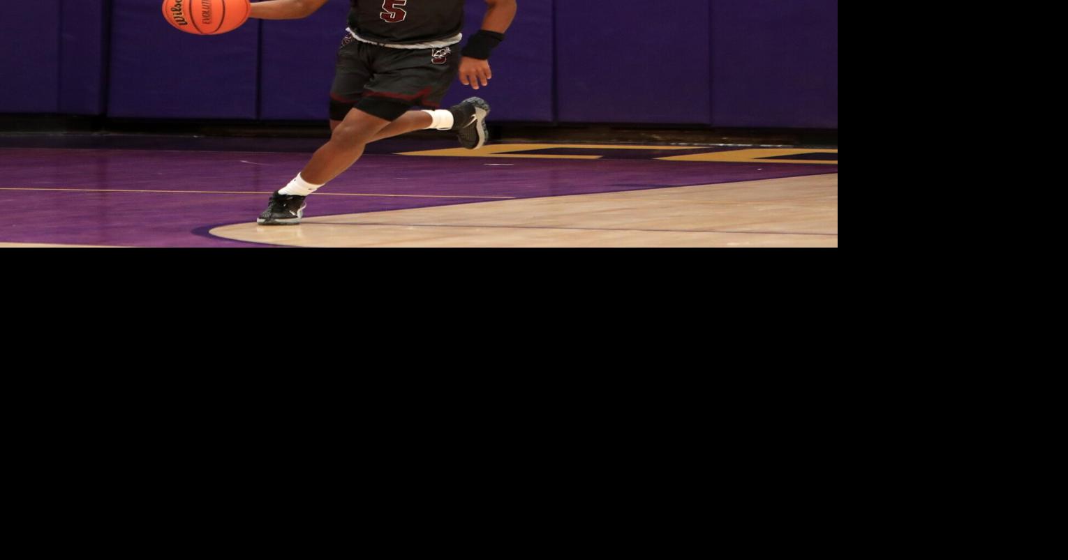 Thomas scores career-high 28 points to lead Summit over Hancock