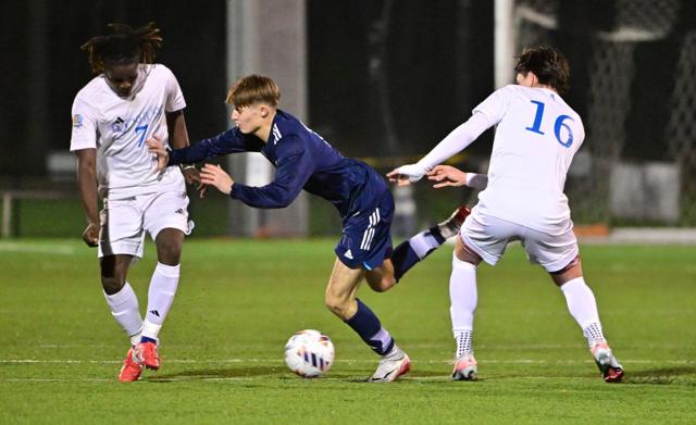 Penalty kick goal boosts SLUH over Rockhurst for second straight Class ...