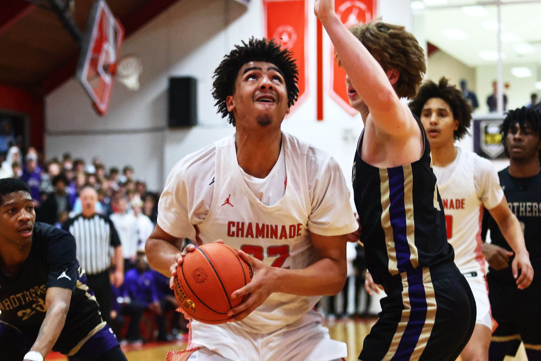 Chaminade outlasts CBC in district title heavyweight showdown