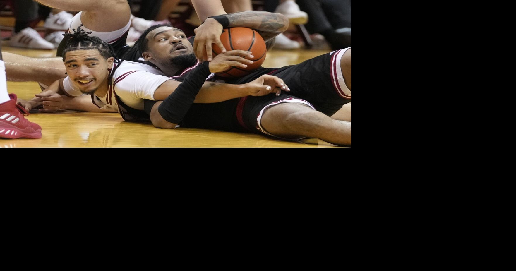 SIUE leads Ohio Valley Conference, controls its own destiny