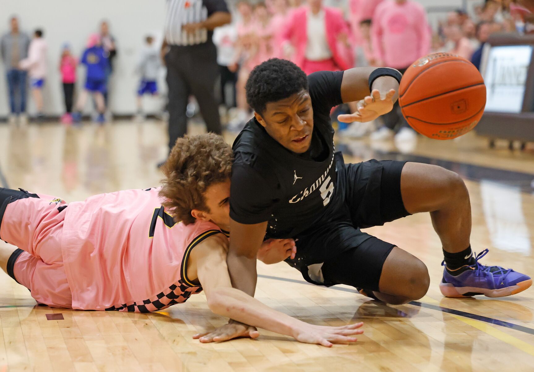 Jacob Robinson sinks buzzer-beating 3 to lift Chaminade to key MCC road ...