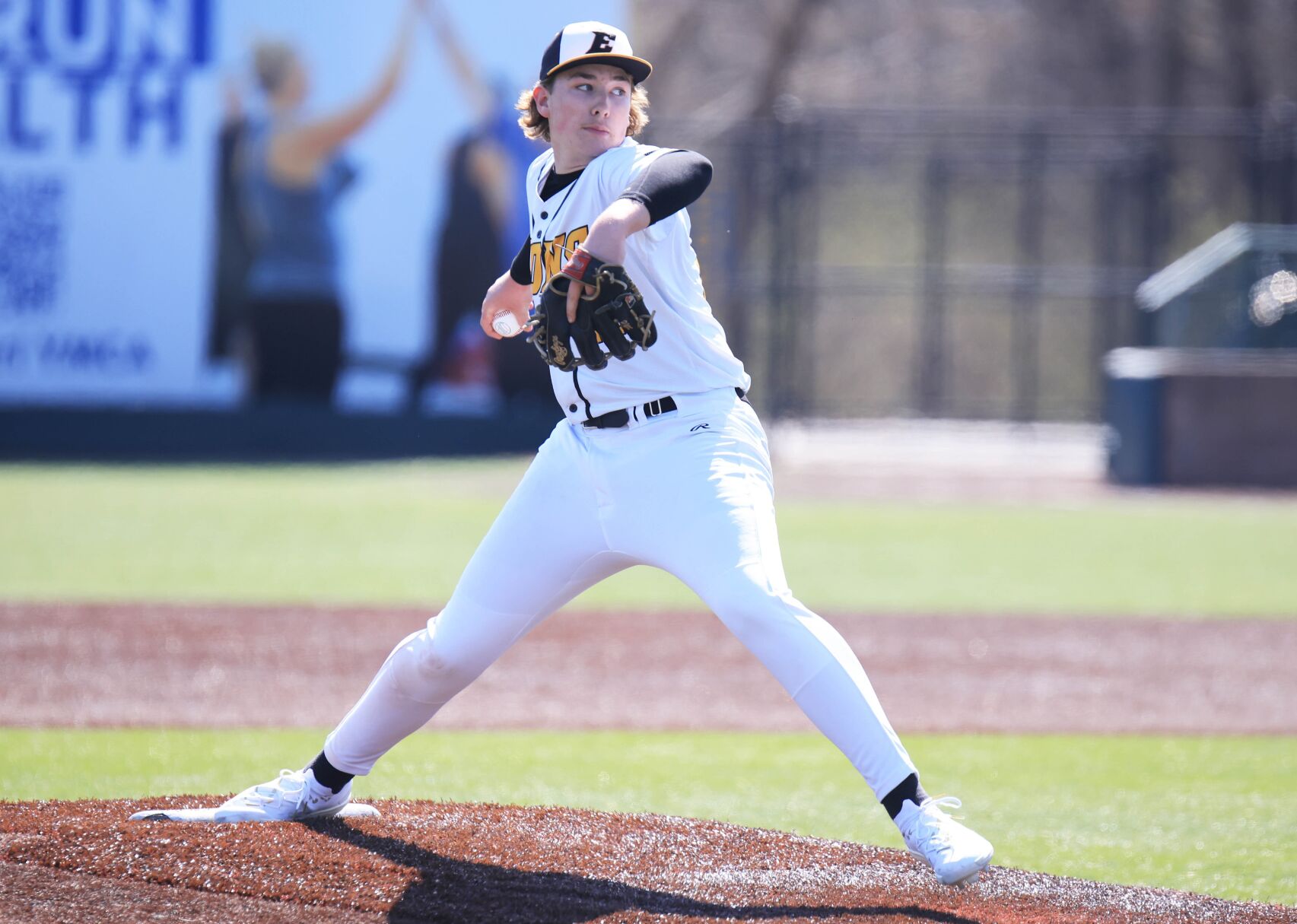 Play ball! Kevin Morgan helps Fort Zumwalt East to opening day win over ...