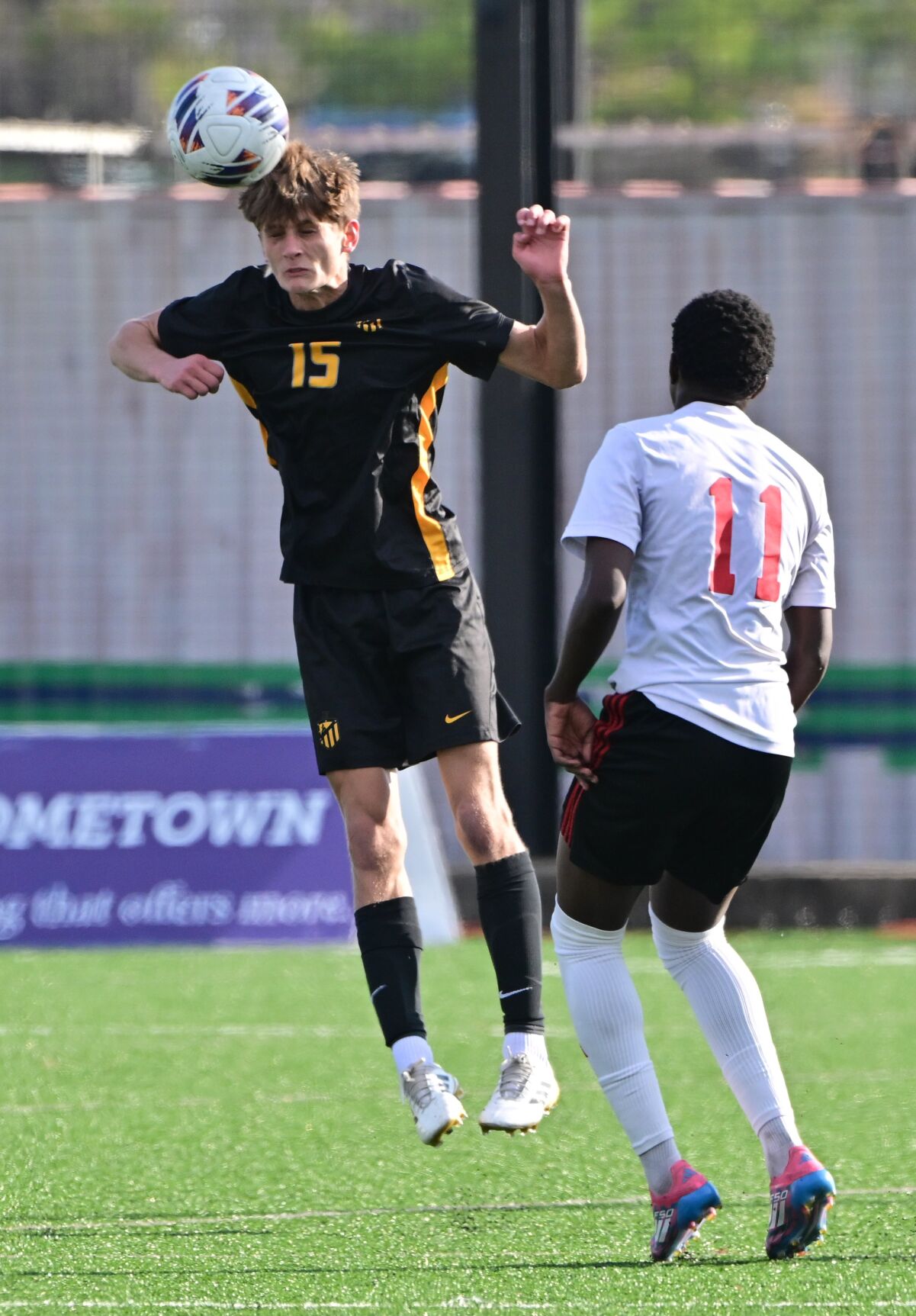 Fort Zumwalt East falls to Van Horn in first state title game appearance
