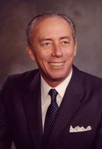 Donald E. Lasater, former head of Mercantile Bank, dies at 90