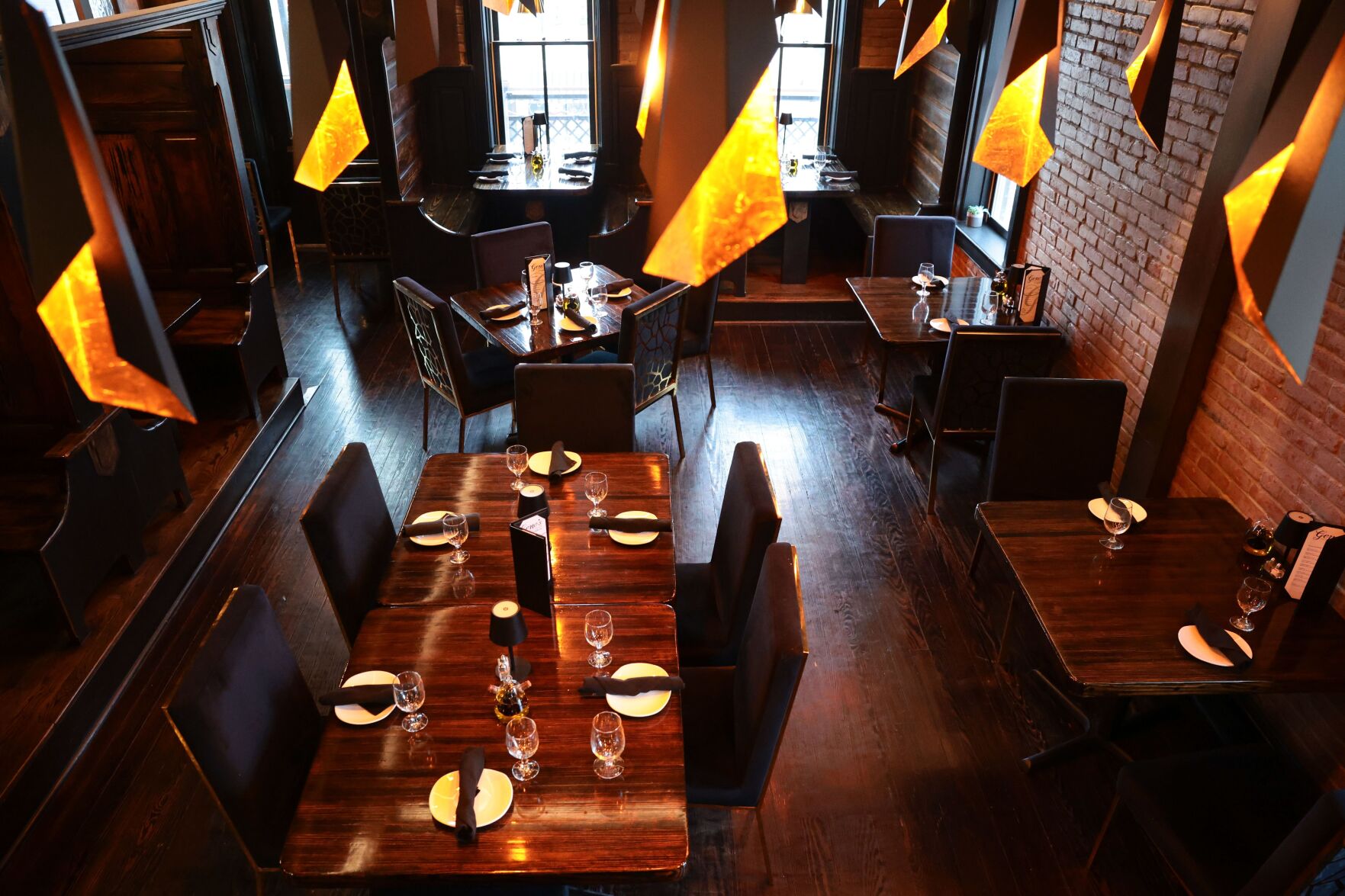 Photos: Geno's Trattoria & Chophouse juggles bland Italian cuisine ...