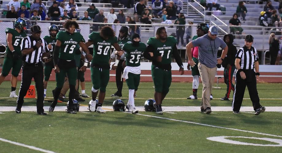 Football notebook: East St. Louis coach Sunkett picks up win 200 ...