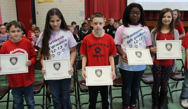 Trautwein Elementary students complete DARE class