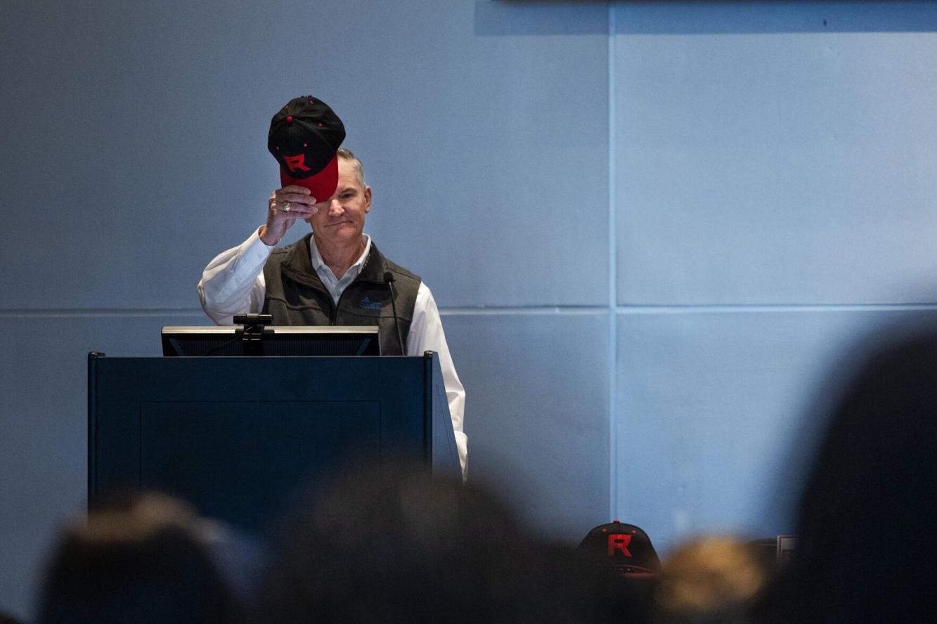 Seniors commit to skilled trades at St. Louis tech college