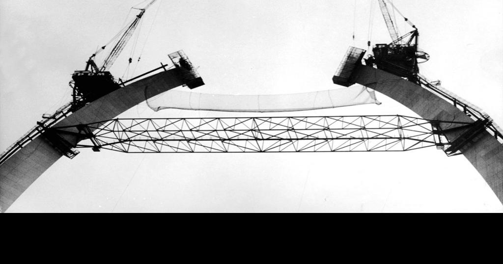 A Look Back: Gateway Arch construction