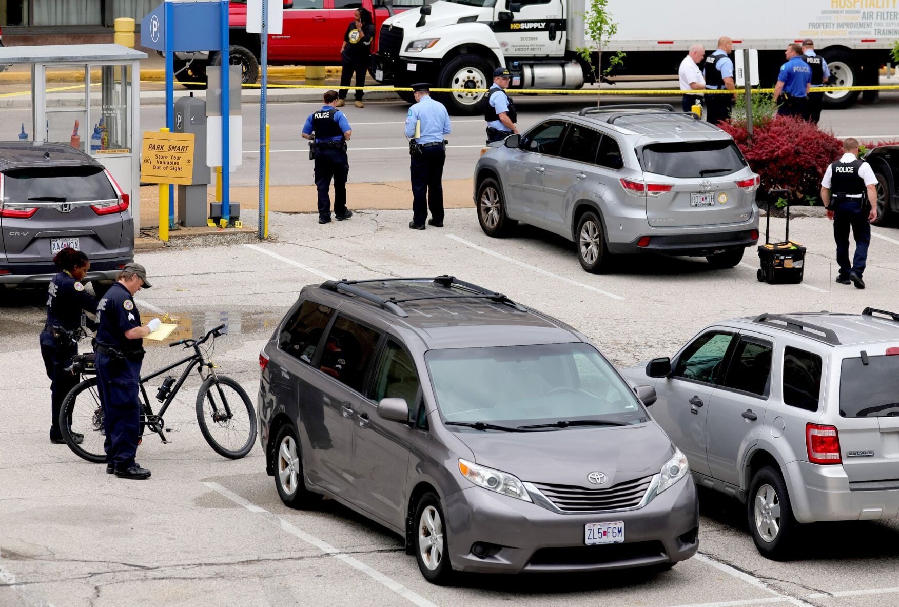 Police fatally shoot suspect in downtown St. Louis