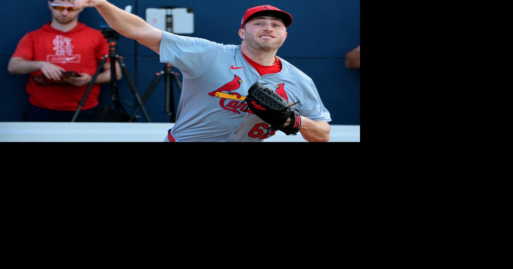 Washington U. graduate Loutos reaches majors with Cardinals