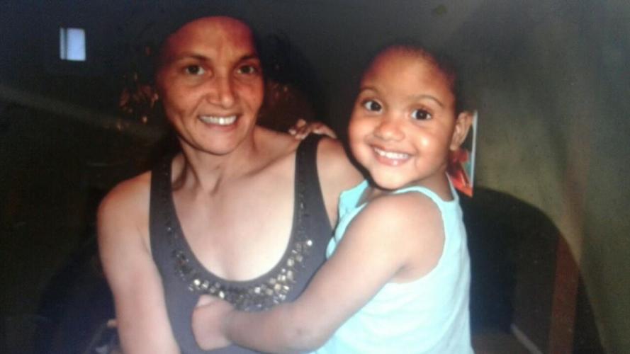 Family mourns the loss of mother, children in St. Peters house fire