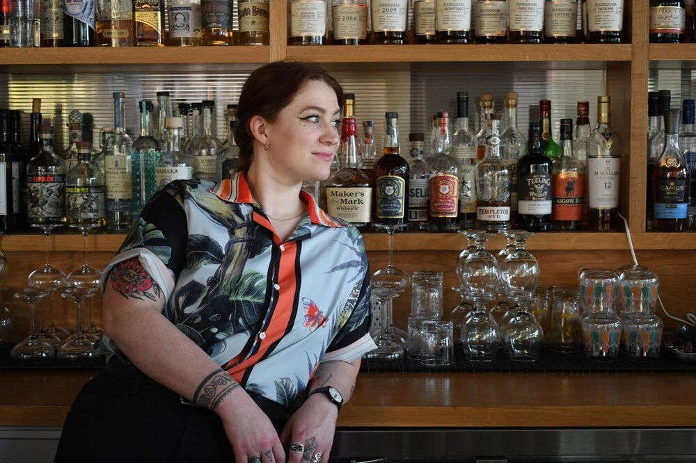 Victim in Starbucks shooting in St. Louis was restaurant GM