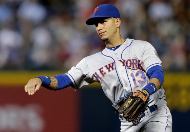 Cards sign Cedeno to one-year deal