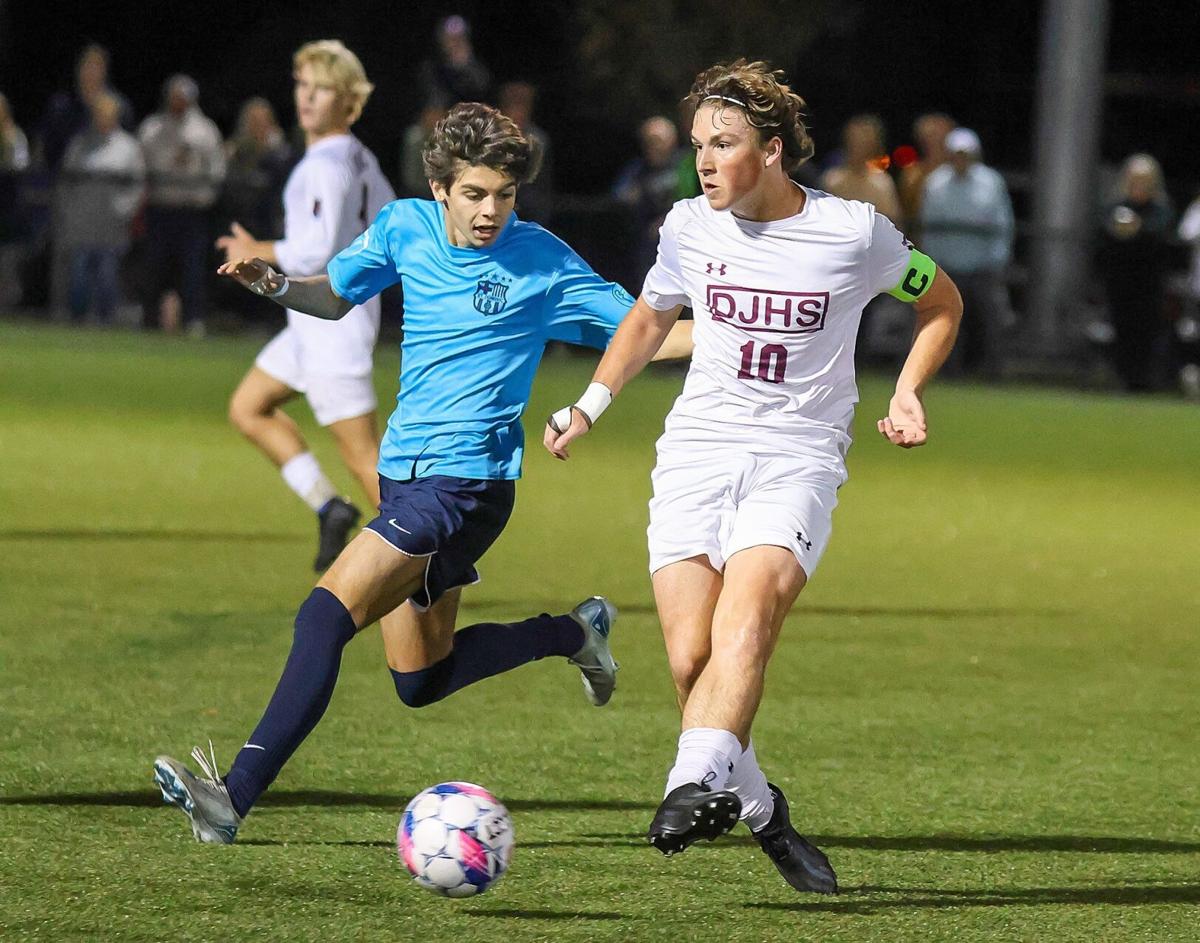St. Louis High School Champions League, final: St. Dominic 2, De Smet 0