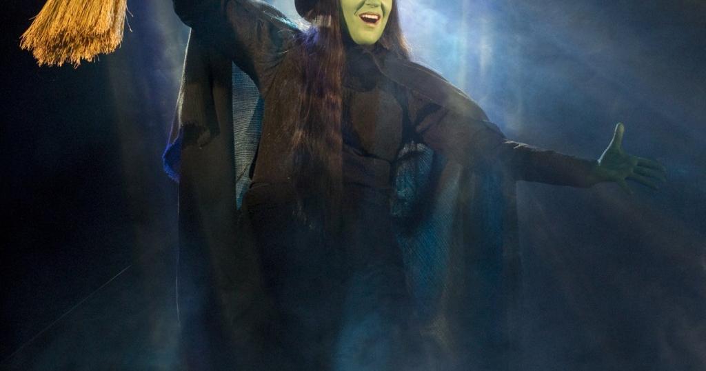 'Wicked' returns to the Fox next year