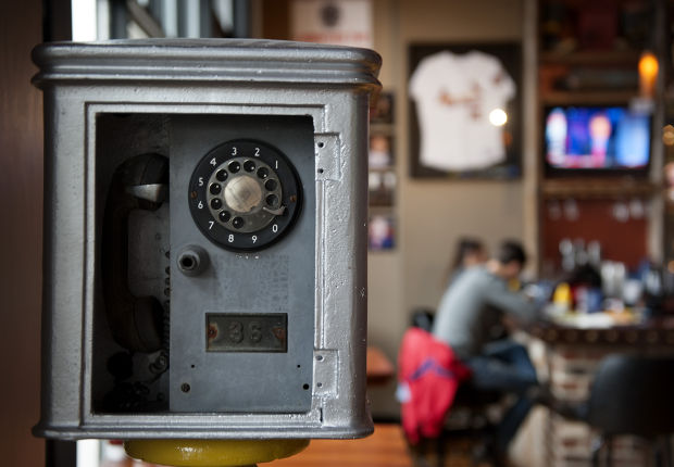 Jim Edmonds takes another swing at the restaurant biz at the Precinct