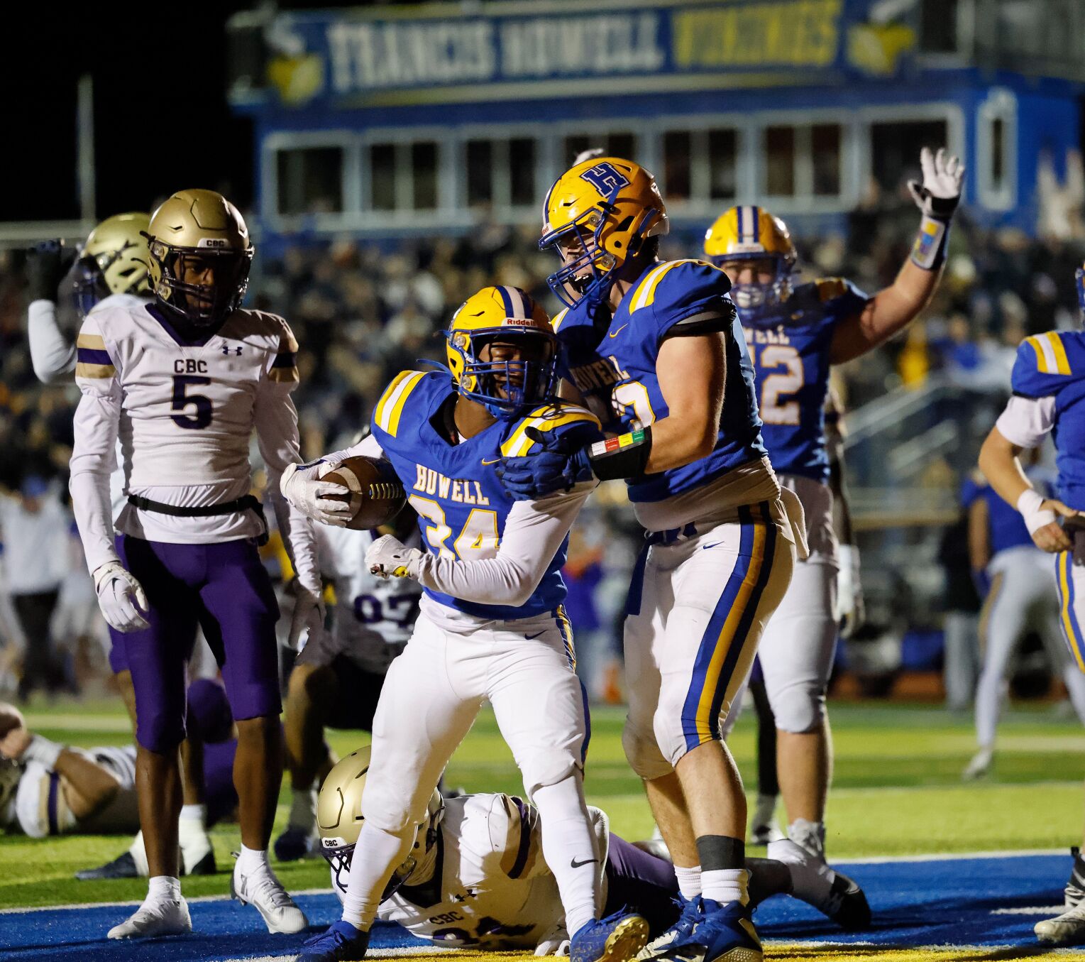 Late stop by Cortlaan Collins lifts CBC over Francis Howell in Class 6 ...