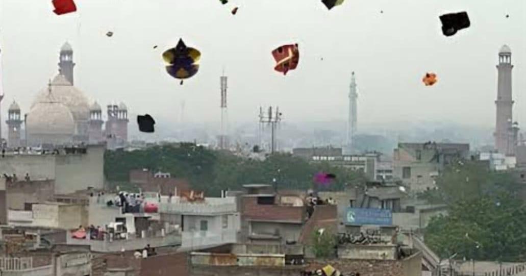 Sultan: Go fly a kite (for real!), St. Louis