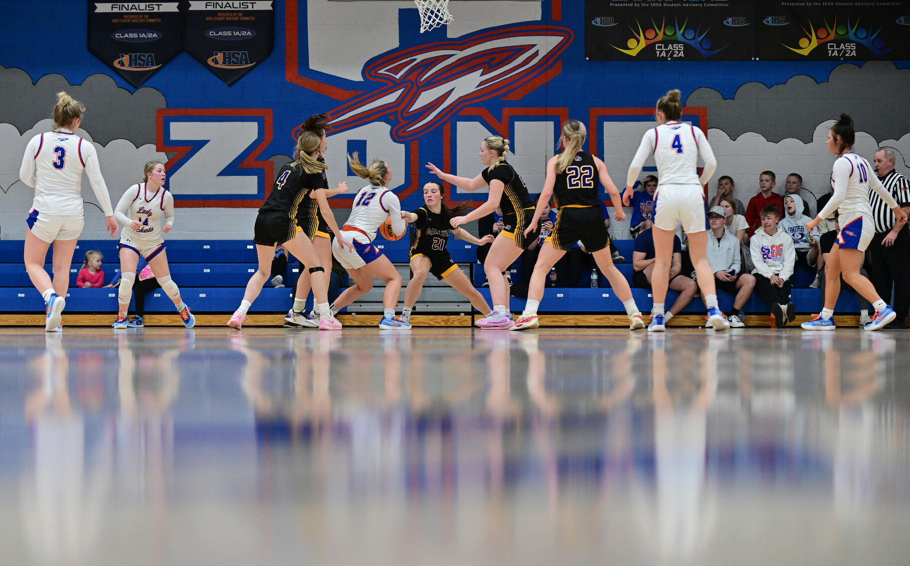Lera Schmeink triggers Carlyle to huge conference win over Okawville