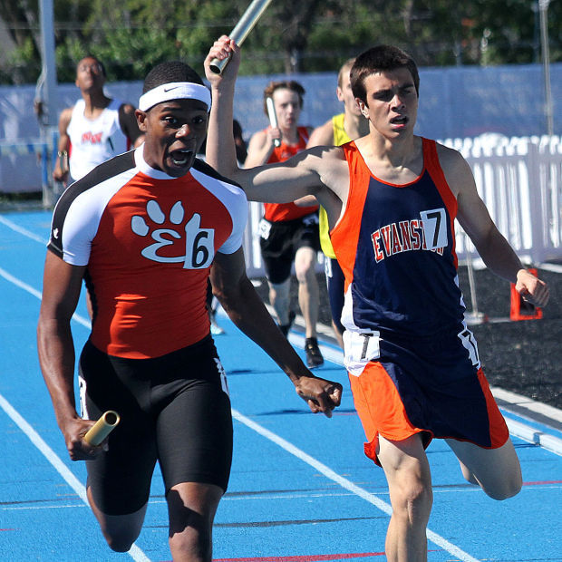 Harder, McWoods into HOF; Edwardsville trio eyes title