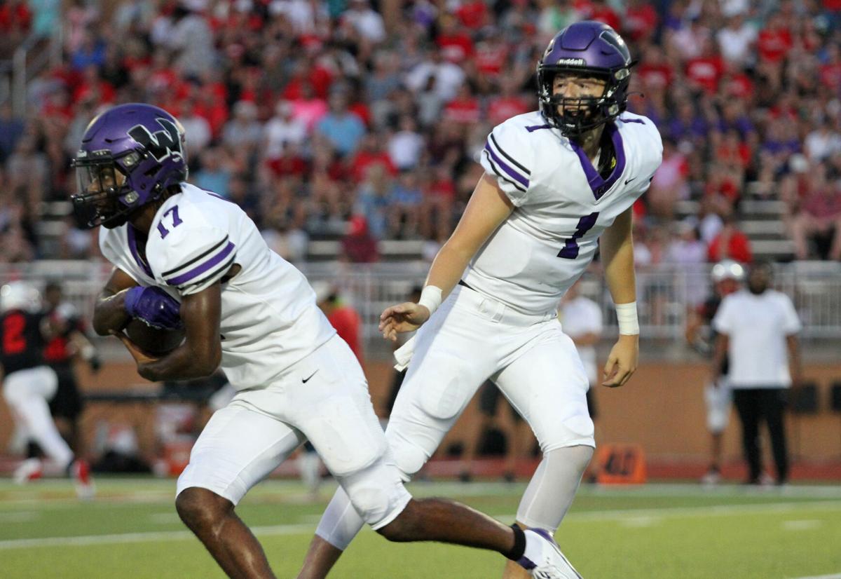 Fort Zumwalt West captures first district title since 2019 by rolling ...