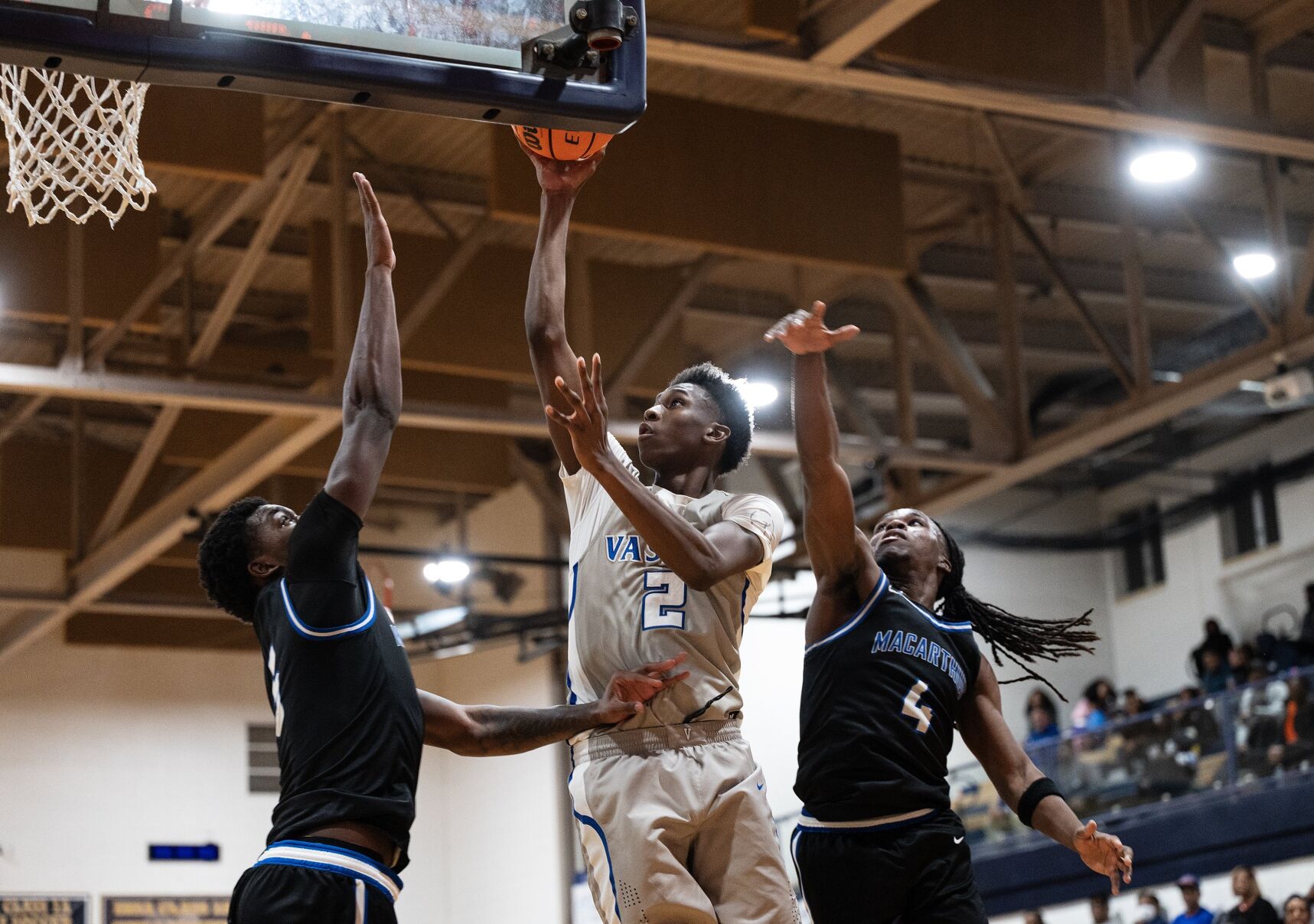 'Big three' helps Vashon hand Decatur MacArthur first loss