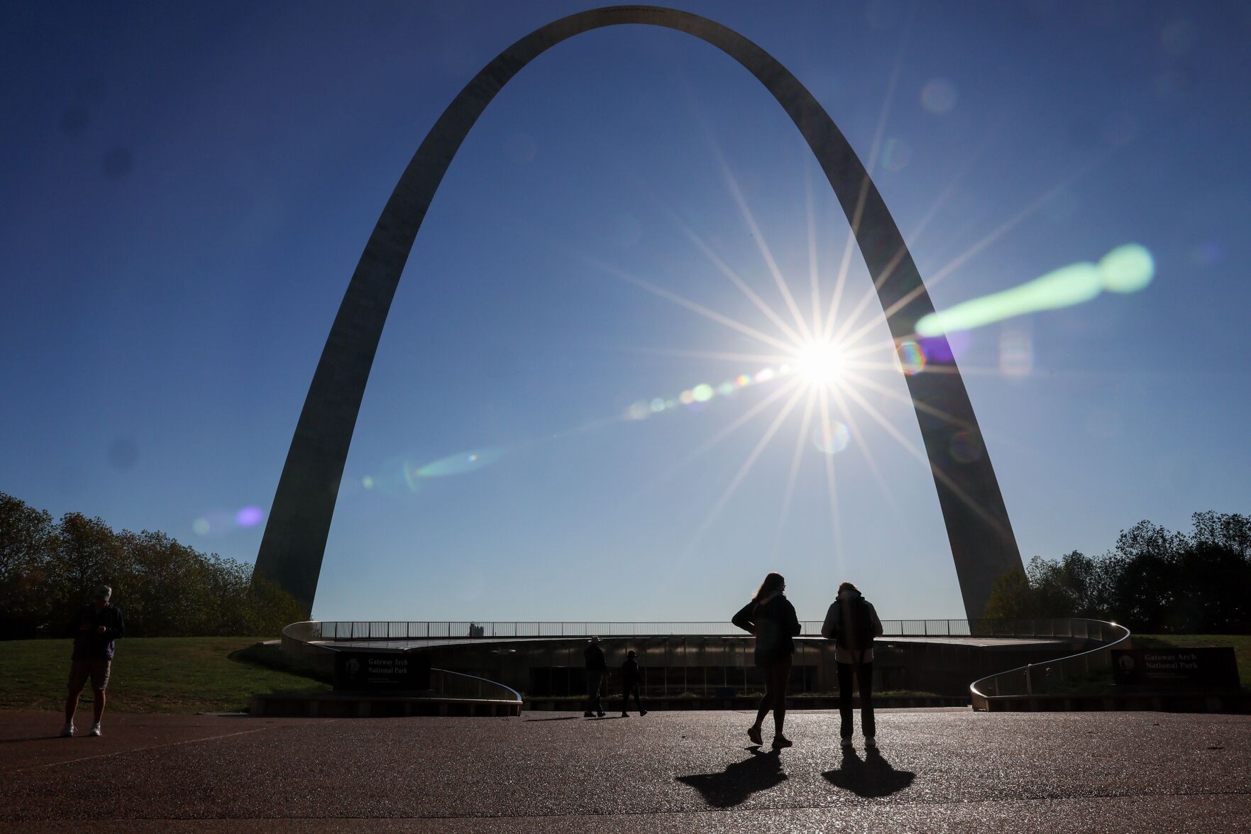 Arch in St. Louis to reopen on weekends as donors step in