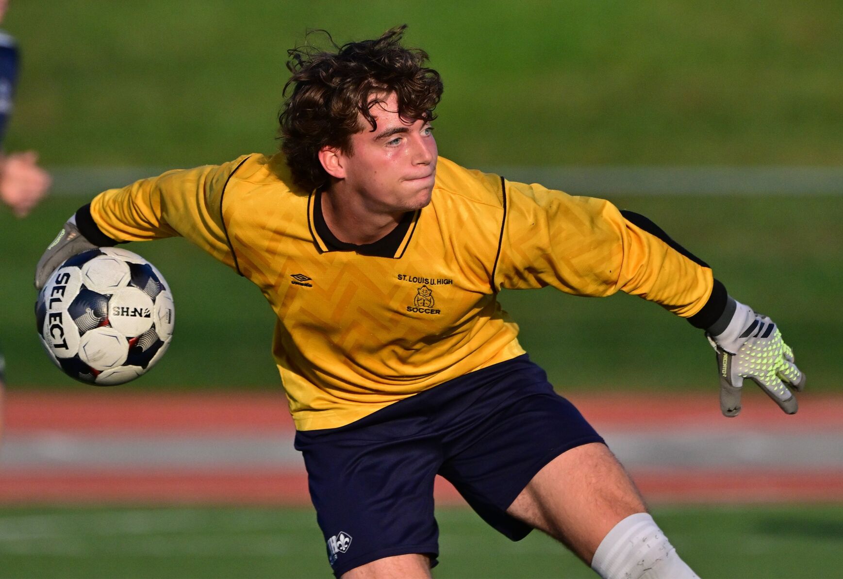 Multi-talented Cole Chambers hopes to help push SLUH to another level ...