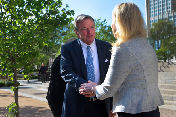 McClellan: A deposed dictator works the courtroom