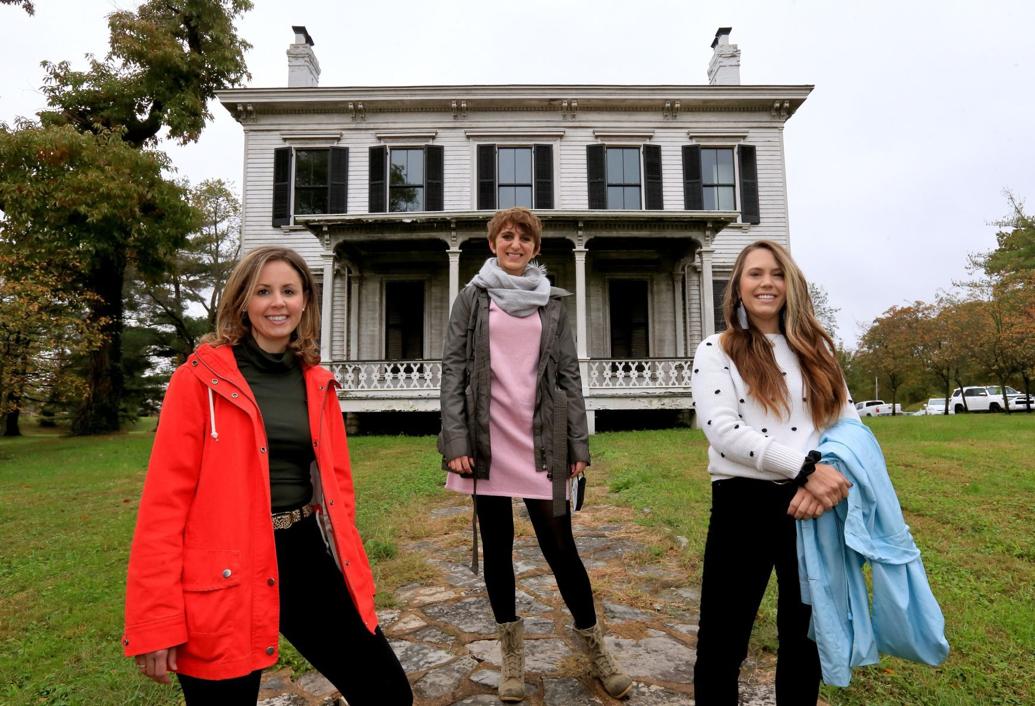 Fire damages historic Lyle Mansion in Carondelet Park