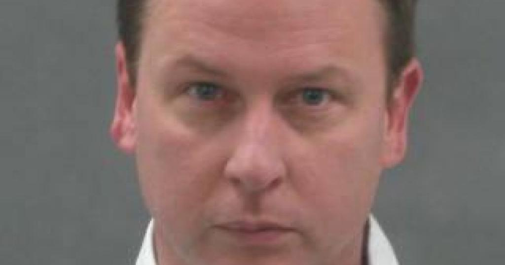 Partner in Hamburger Mary's restaurant charged in St. Louis with theft