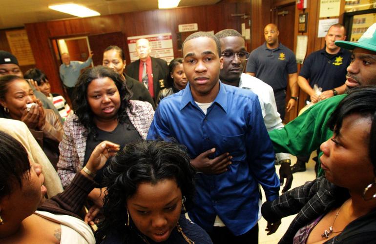 Man acquitted in triple killing in Belleville now jailed for running ...