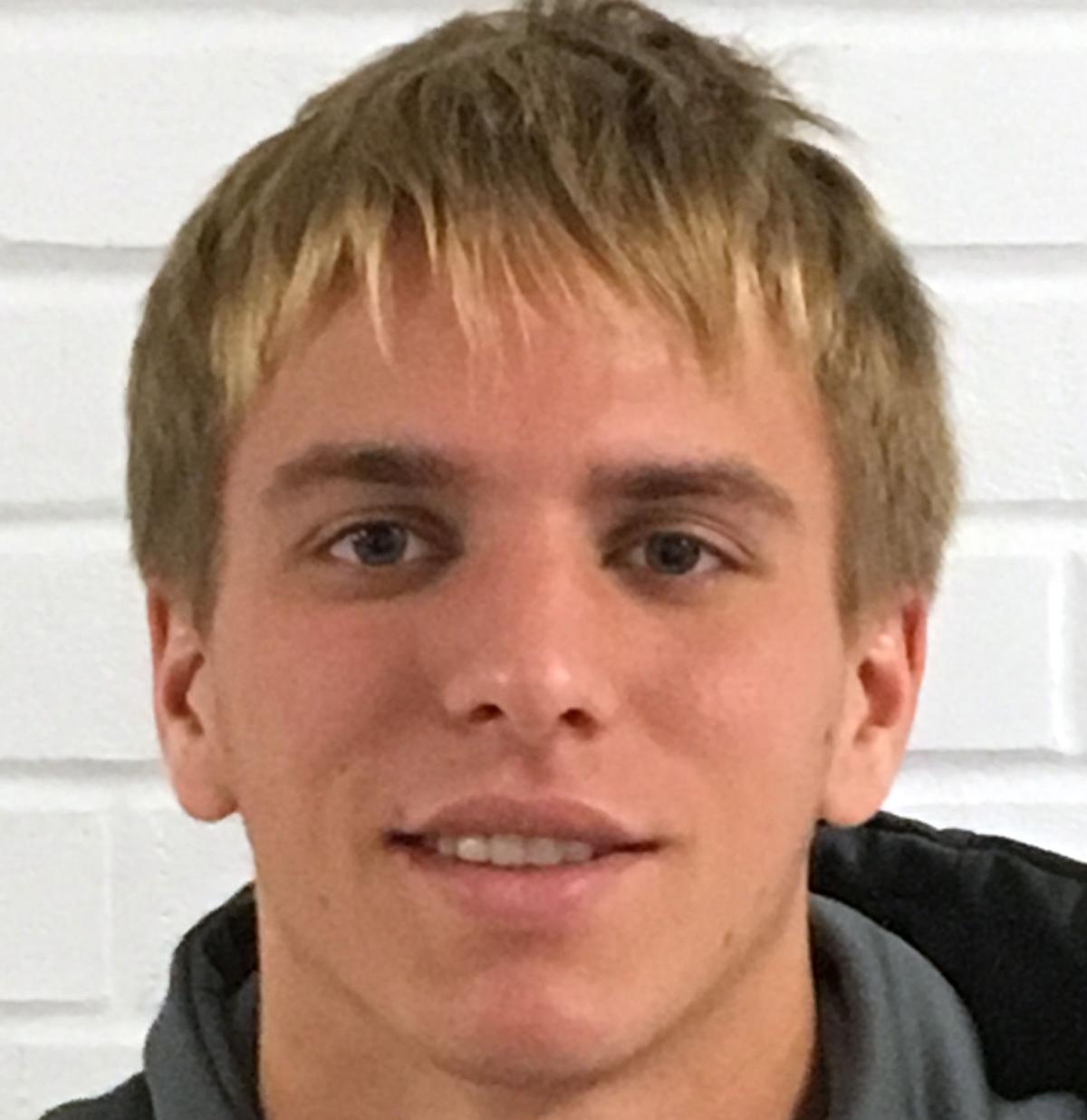 Luke Goebel • Mater Dei cross country