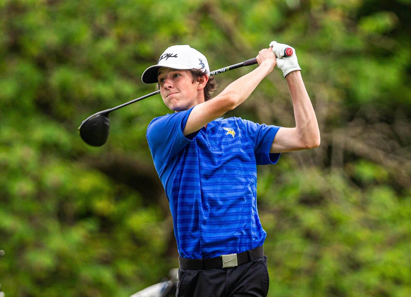 Sizzling opening round has Harrison Zipfel, SLUH in front of Class 5 ...