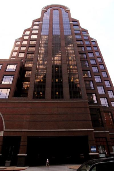 Stifel Financial hires former Raymond James exec