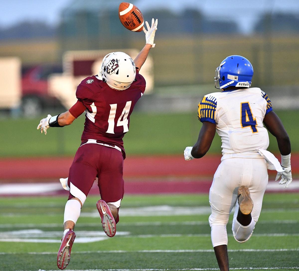 Belleville West Maroons at Alton Redbirds