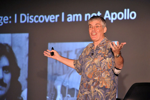 Hundreds of young fans greet Rick Riordan at St. Louis County Library
