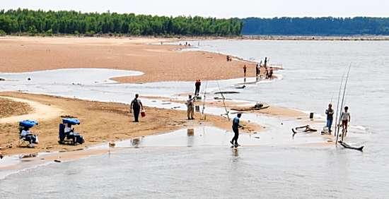 What happened to Chouteau Island's grand plan?